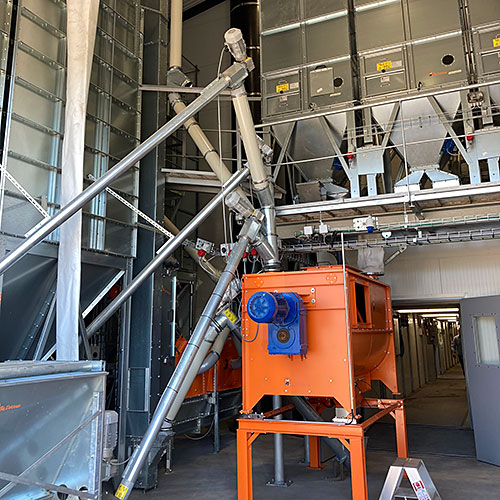 Stockyard Industries | Australia's Largest Supplier of Pig & Poultry ...